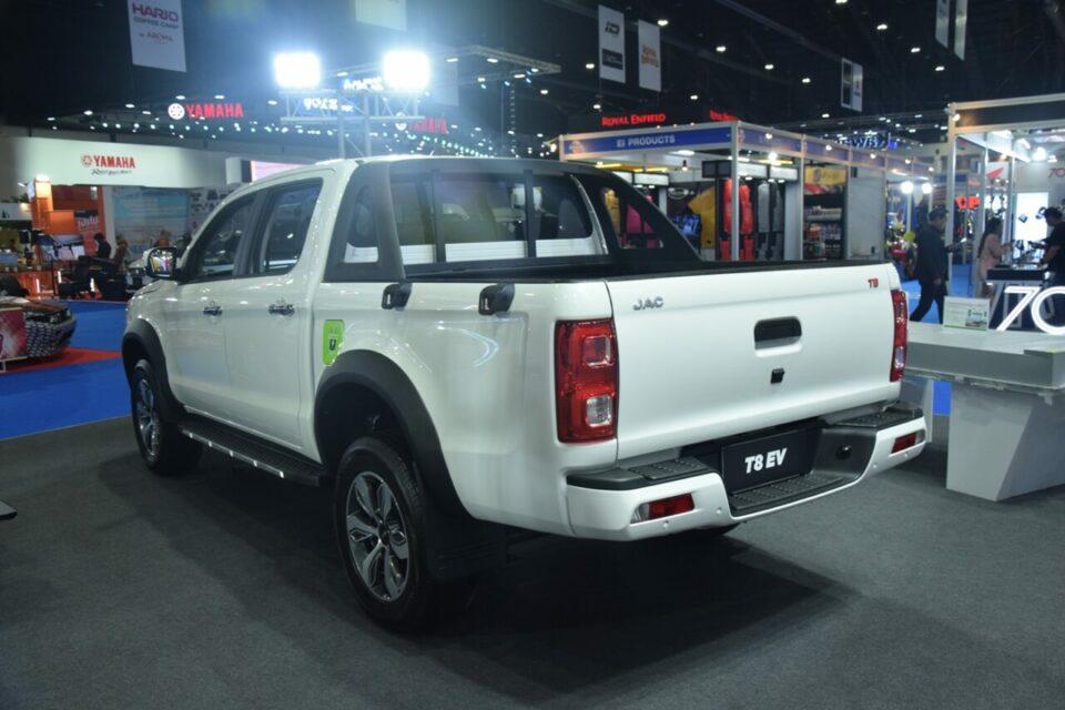 ยลโฉมจริง! JAC T8 EV กระบะไฟฟ้าแดนมังกรเริ่ม 1.29 ล้านบาท