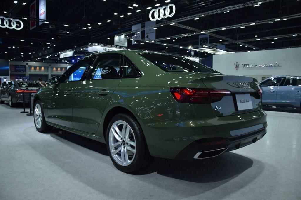 ยลโฉมจริง! AUDI A4 Icon Black สี่ห่วงมาดหรูเริ่ม 2.699 ล้านบาท