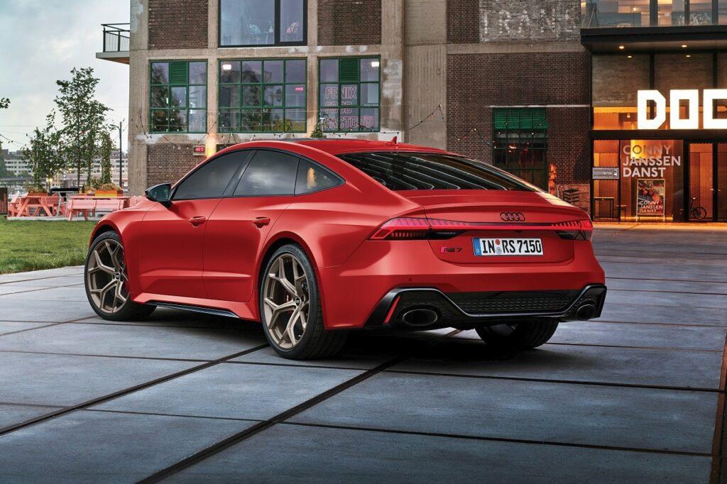 AUDI RS Performance Edition 2 ตัวโหดเข้าไทยเริ่ม 11.28 ล้านบาท