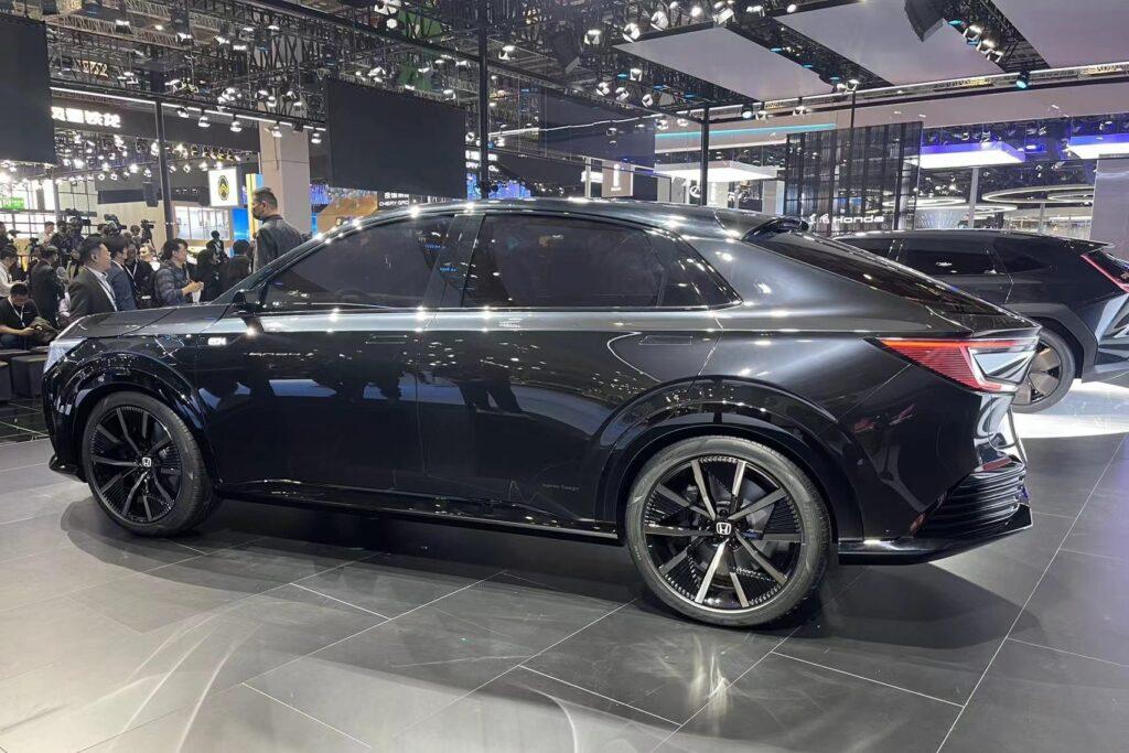 ยลโฉมจริง! Honda e:NP2 x e:NS2 Prototypes สองเอสยูวีอีวีแดนมังกร