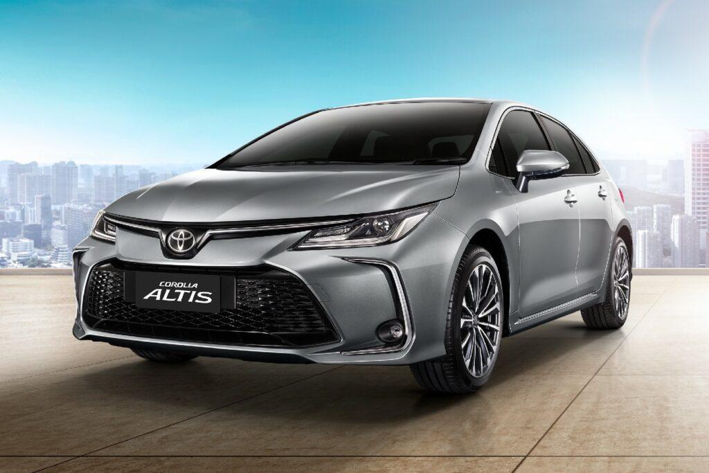 Toyota Corolla Altis GR Sport 2024 หน้าใหม่เก๋งสายหล่อจ่อมาไทยปีนี้