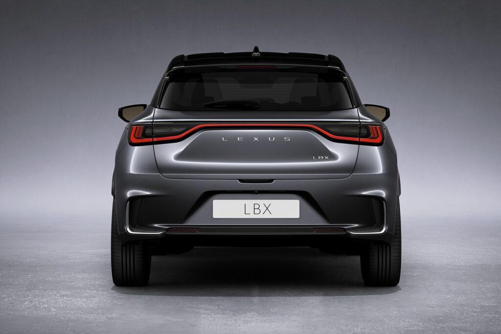เจาะรถเด่น! LEXUS LBX 2024 เตรียมเปิดตัวในไทยปีหน้า