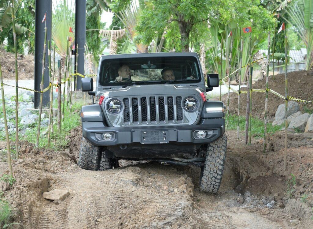 Jeep 101 Academy เรียนรู้บททดสอบเพื่อทักษะการขับออฟโรด