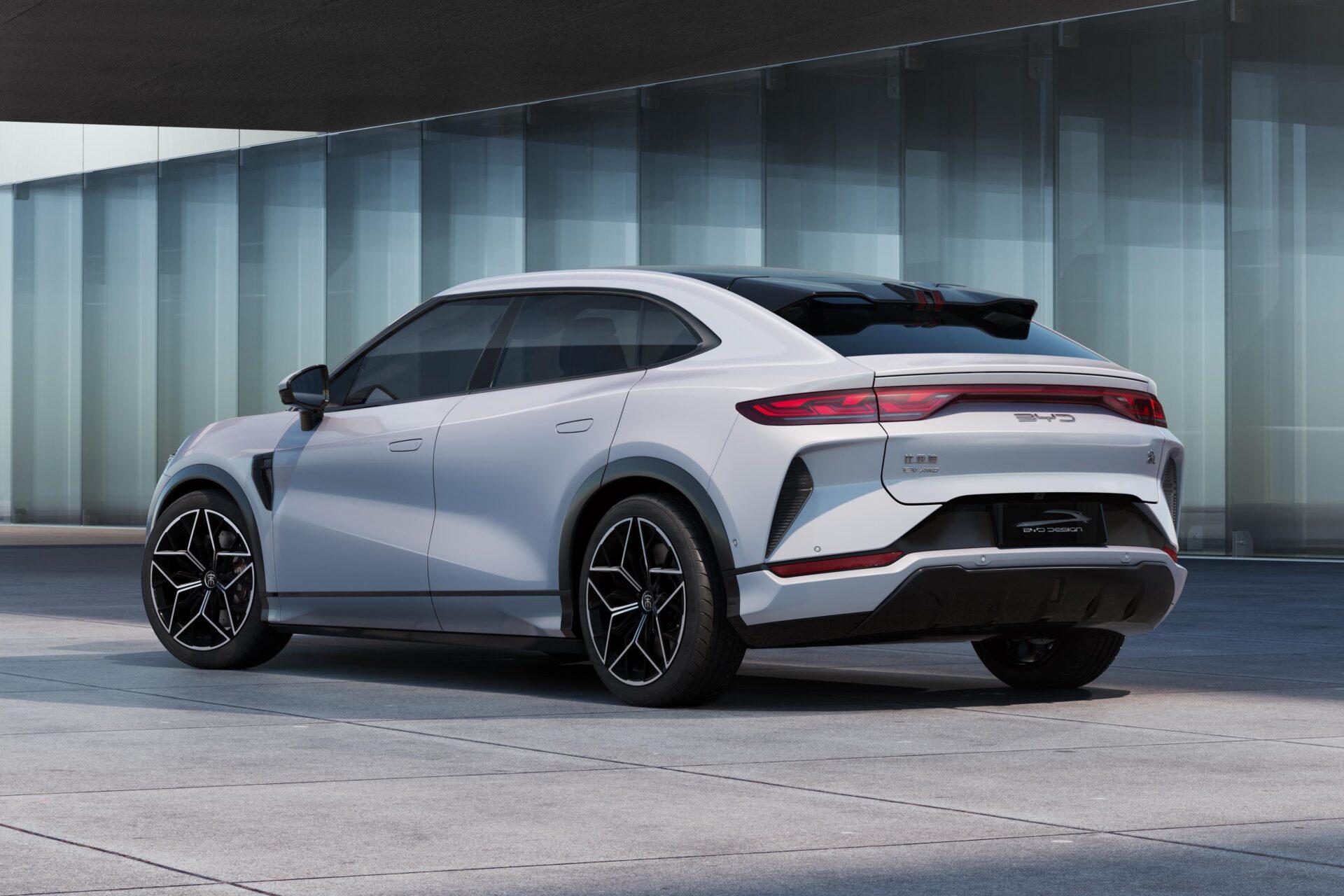 BYD Song L ภายในสุดล้ำขายจีนปลายปีนี้