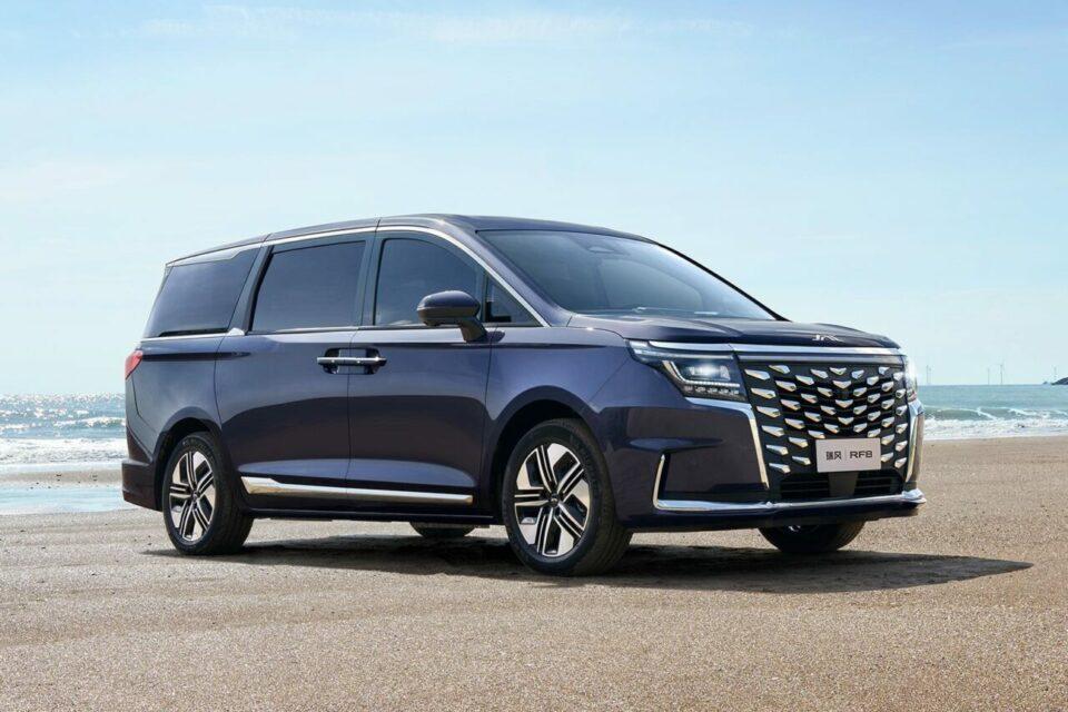 JAC Refine RF8 รถแวนหรูคู่กัด Alphard เปิดตัวจีน 25 สิงหาคม