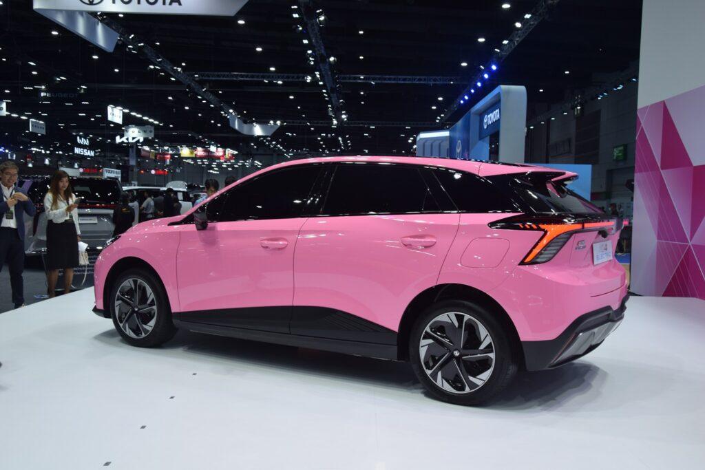 MG4 Electric Fresh Pink Edition หวานพิเศษเพียง 8 คันในไทย