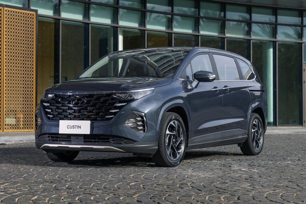Hyundai Custin เอ็มพีวีทรงสปอร์ต 7 ที่นั่งเปิดตัวที่เวียดนาม