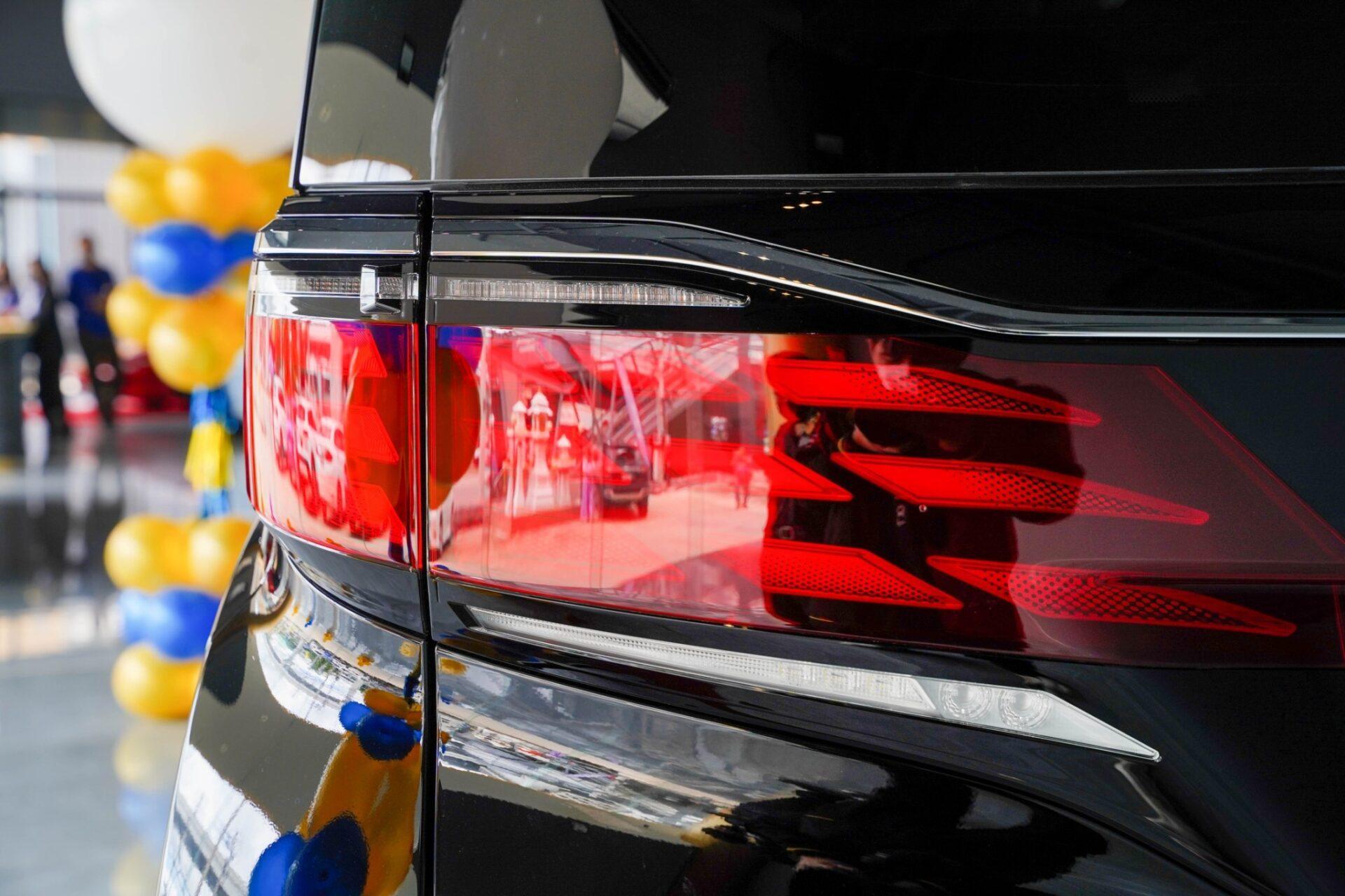 AEY AUTO IMPORT โตแกร่ง ล่าสุดนำเข้า TOYOTA ALPHARD Gen 4