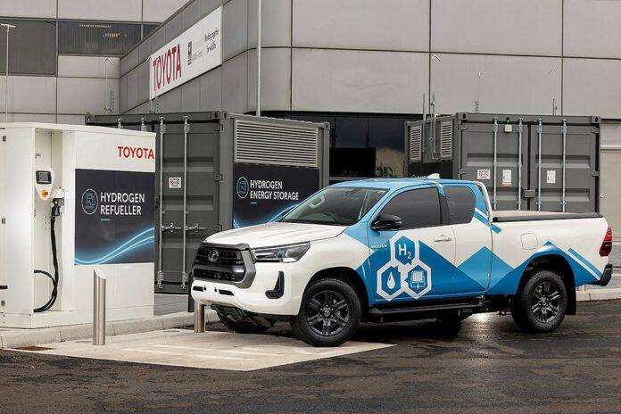 Toyota Hilux FCEV กระบะไฮโดรเจนจ่อทดสอบจริงทั่วโลก
