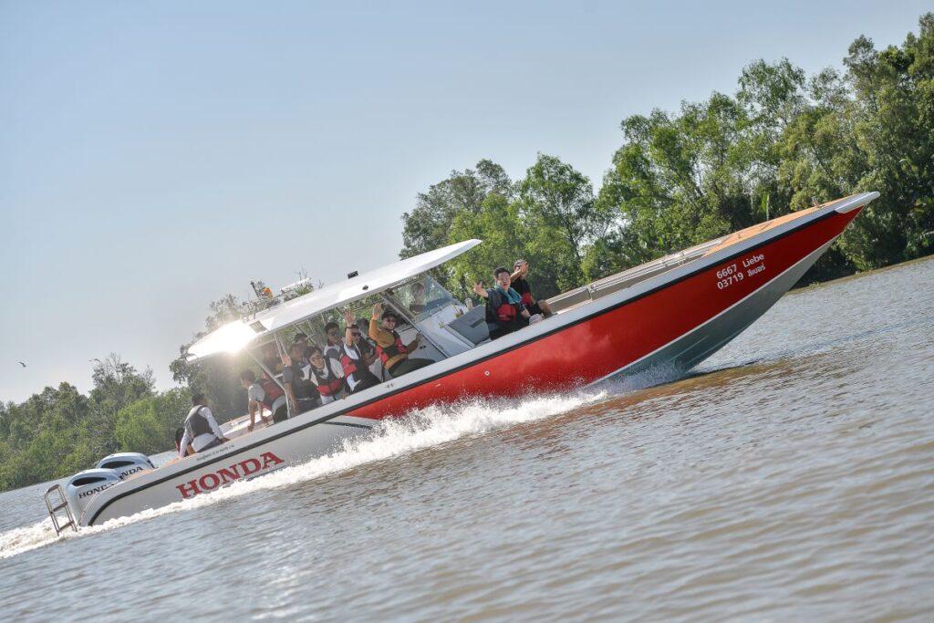 รีวิว Jonny boat เรือคายัคติดเครื่อง Honda Marine กับราคาที่เข้าถึงง่าย..!