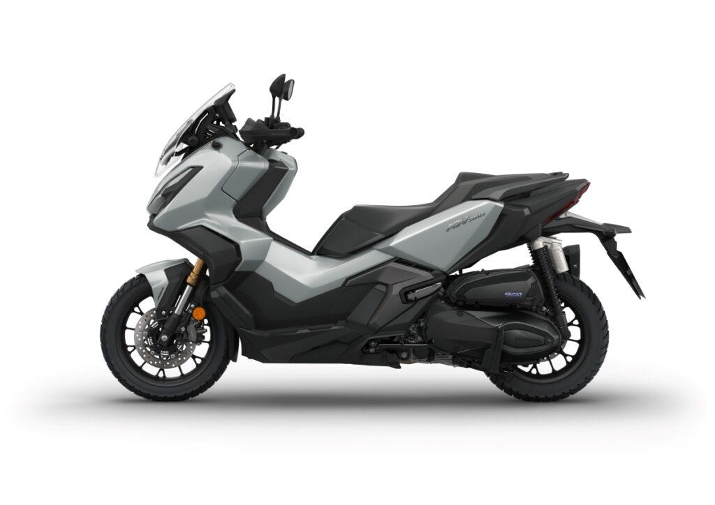 New Honda ADV350 โทนสีใหม่ เข้ม เท่ ดุดันกว่าเดิม..!