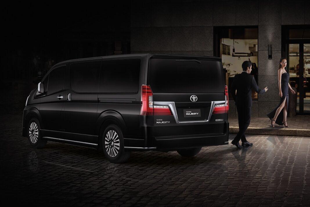 Toyota Majesty 2024 สายหรู 11 ที่นั่งน้องๆ Alphard เปิดรับจองแล้ว