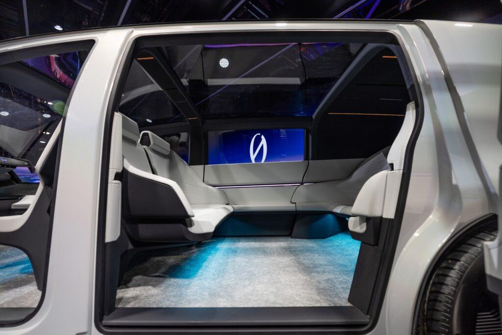 Honda 0 Series สองอีวีต้นแบบสุดล้ำพร้อมโลโก้ใหม่ที่งาน CES 2024