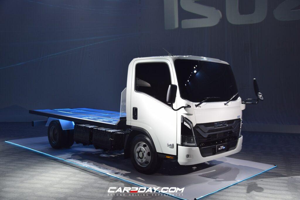 ISUZU ELF EV 2024 รถหกล้อกลางหัวใจอีวีวิ่งไกล 200 กม.