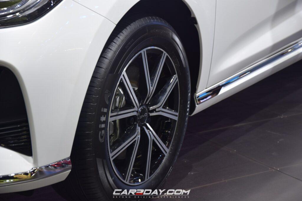 BYD SONG MAX EV หน้าใหม่เอ็มพีวีไฟฟ้าวิ่งไกล 500 กม.