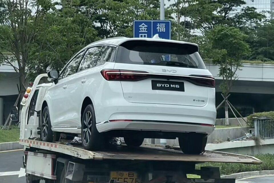 หลุดเต็มๆ BYD M6 เอ็มพีวีอีวีวิ่งไกล 500 กม. เตรียมมาไทยปีนี้