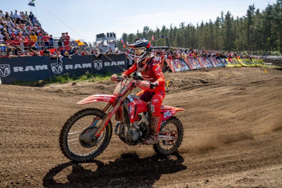 ทิม ไกเซอร์ ควบ Honda CRF450R คว้าโพเดียม MXGP 2024 สนามที่ 6