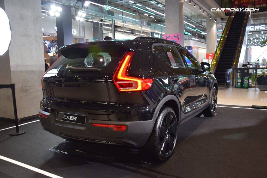 Volvo EX40 x EC40 Black Edition ขับสี่เข้มพิเศษ เริ่ม 2.39 ล้านบาท