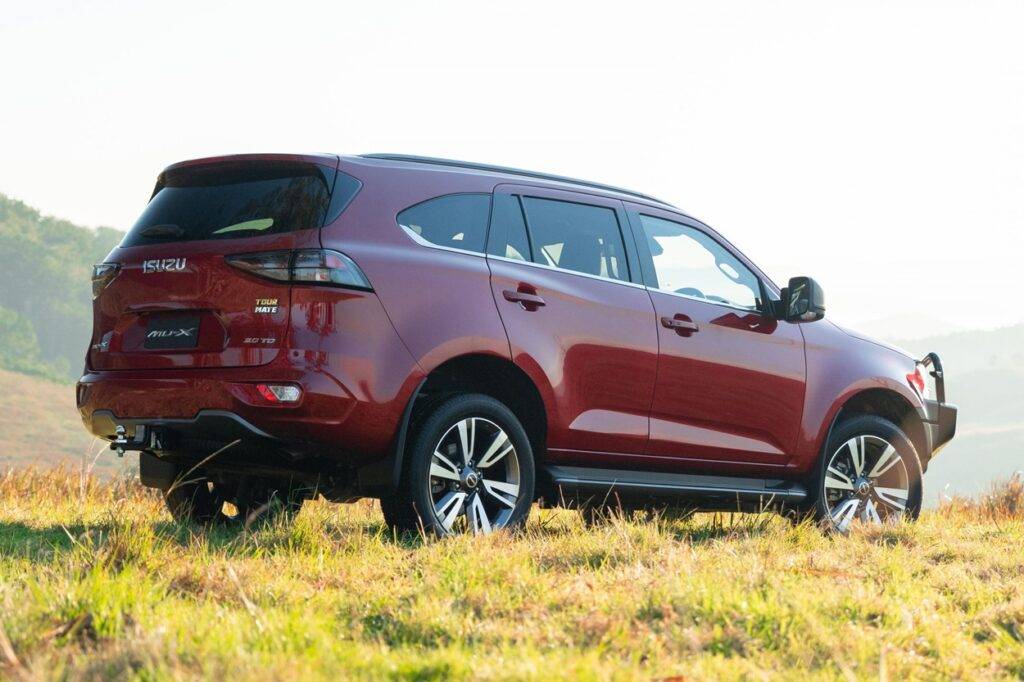 ISUZU MU-X TOUR MATE สายหรูทรงลุยขายออสซี่ 1.6 ล้านบาท