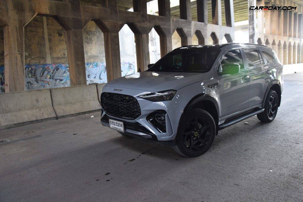 ISUZU MU-X RS/ULTIMATE หล่อ 2 สไตล์ ช่วงล่างนุ่ม กำลังมาไว รุ่นไหนน่าคบ?