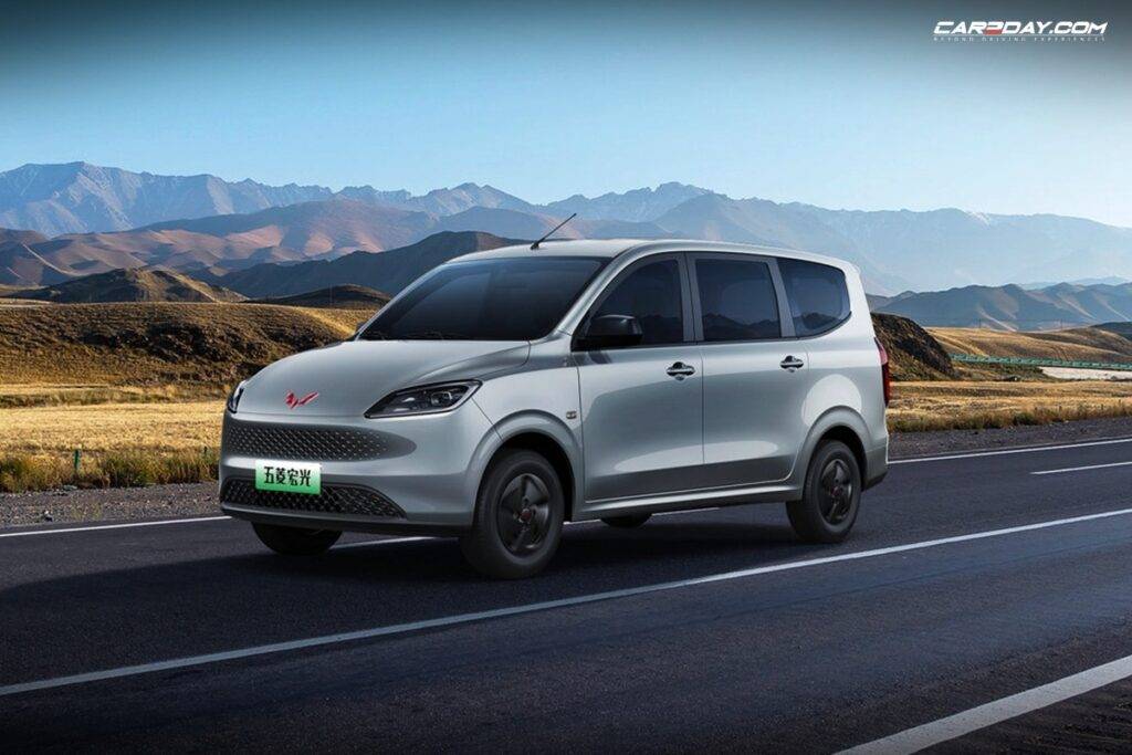 WULING HONGGUANG EREV เปิดจองสิทธิ์ที่จีนเริ่ม 325,000 บาท